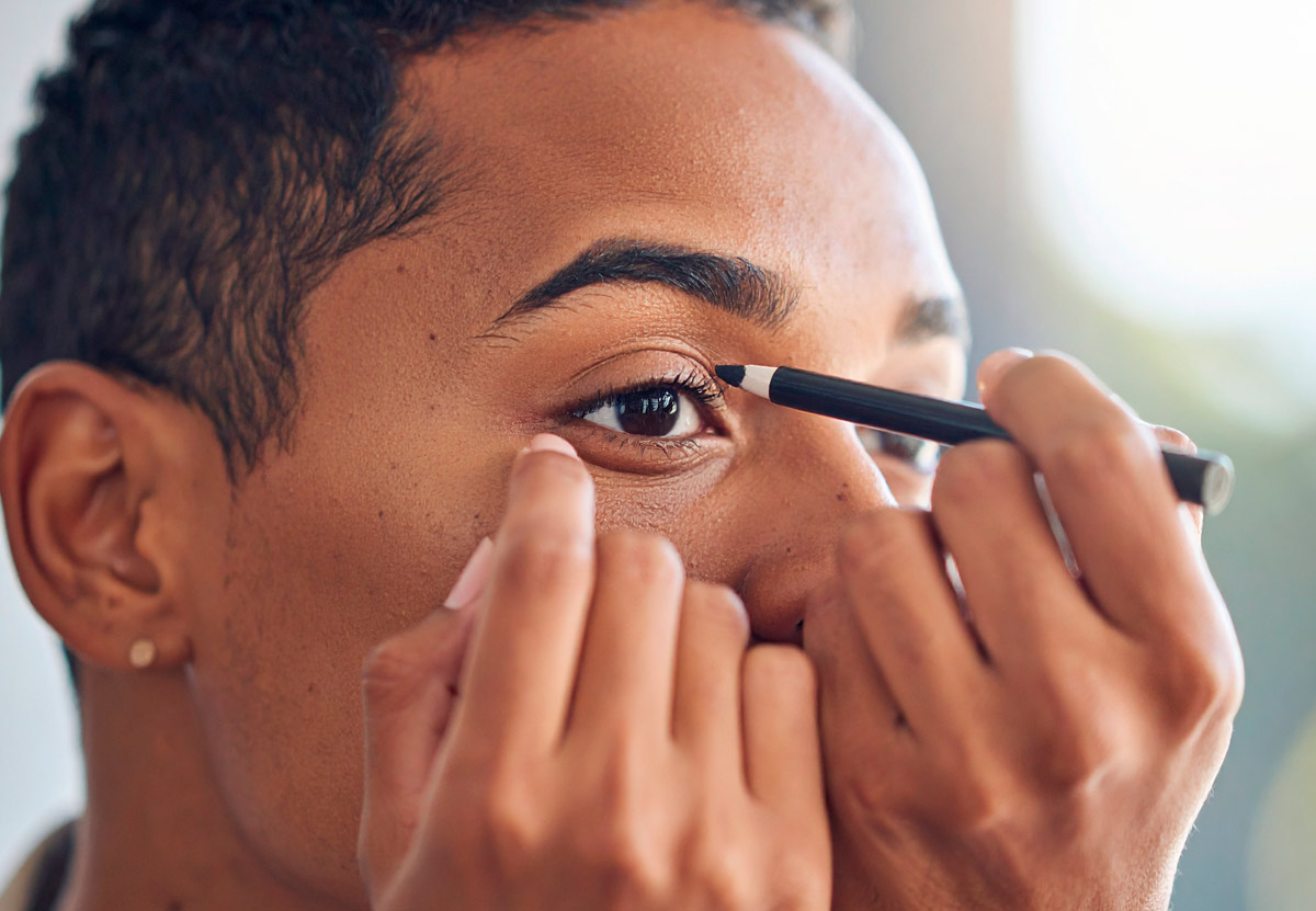 Cómo lograr un delineado perfecto (sin llorar en el intento) - Revista ...